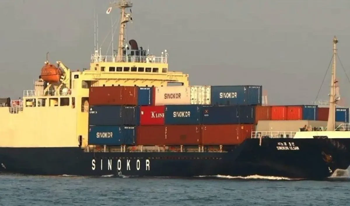 Korean Sinokor, Heung-A Combine Container Shipping Services - eeSea